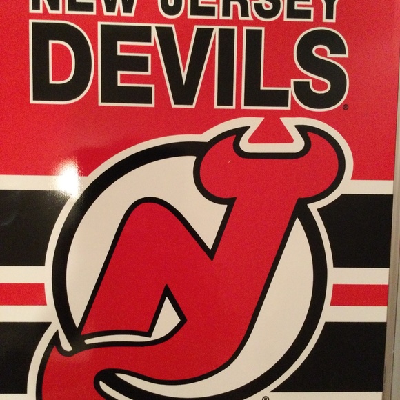P&K | Wall Decor | Nj Devils Logo Picture In Frame 95 X 14 | Poshmark